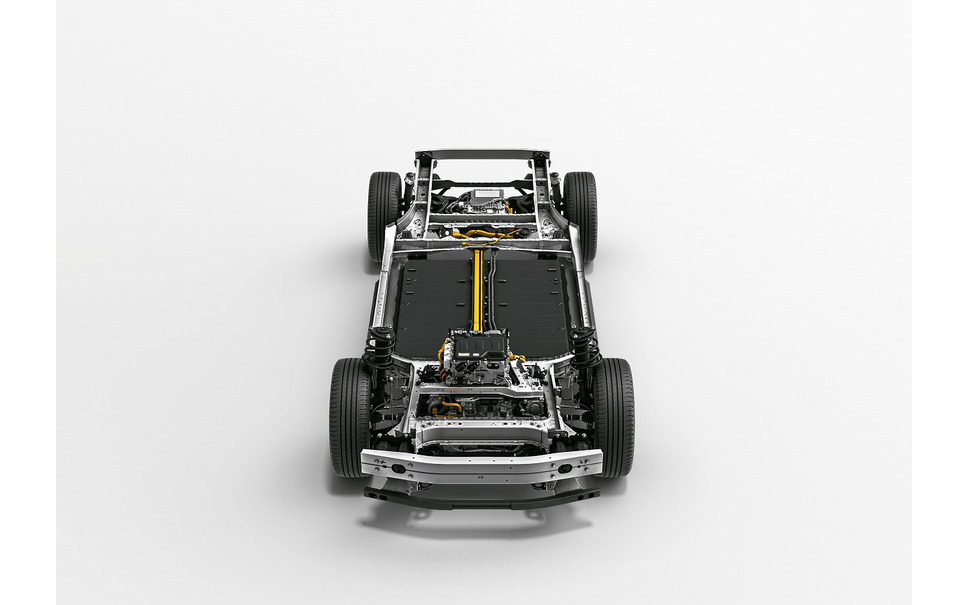 [Toyota bZ4X] Adopting an EV-dedicated platform, pursuing the running ...