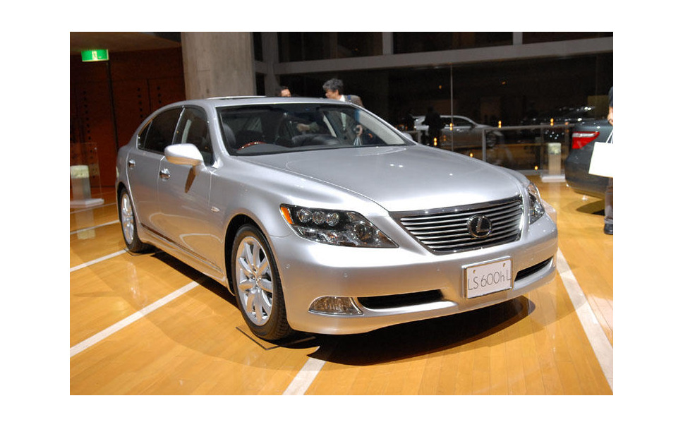 中古車選びにおすすめ！値落ちが大きくお得な車 年式別20選 | カーナリズム