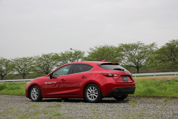 マツダの新技術「G-VECTORING CONTROL」をダート路で試す[動画] 10枚目の写真・画像 | レスポンス（Response.jp）