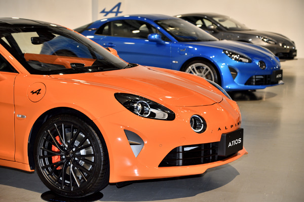 色とりどりの『A110』…ボディカラー29色、ホイールも3種×3色が選べる「アトリエアルピーヌ」開始 | レスポンス（Response.jp）