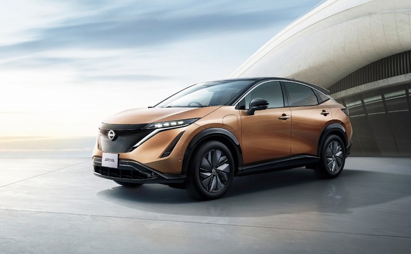 日産 アリア】66kWh・FF標準グレードの価格は539万円…2022年3月 日産 アリア】66kWh・FF標準グレードの価格は539万円…2022年3月