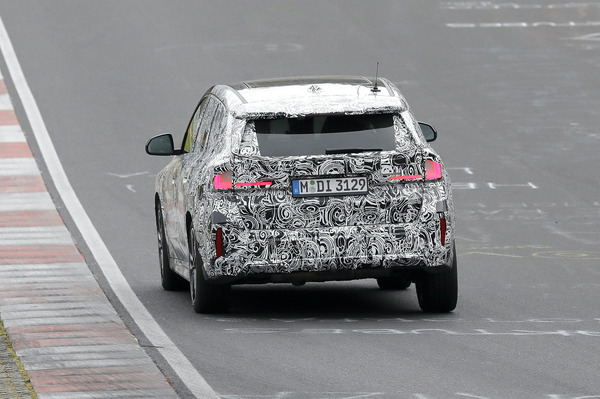 BMWのエントリーSUV『X1』次期型デザインがほぼ丸見え！年内発売か 12枚目の写真・画像 | レスポンス（Response.jp）