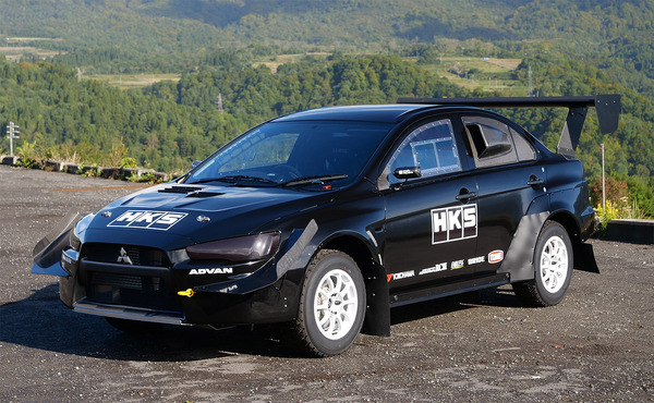 HKSランエボ、ダートトライアルにスポット参戦…人材育成と技術フィードバック | レスポンス（Response.jp）