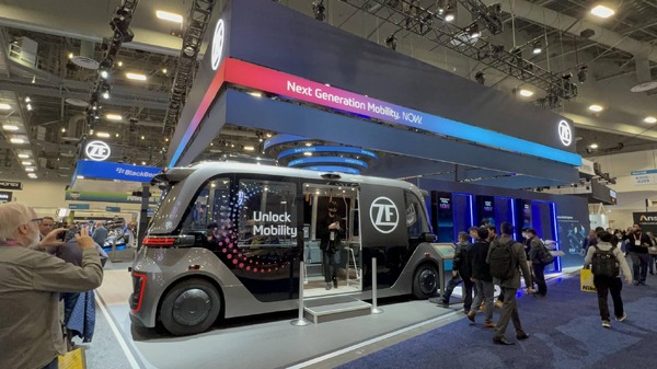 レベル4の自動運転が可能、ZFが次世代シャトル発表…CES 2023 4枚目の写真・画像 | レスポンス（Response.jp）