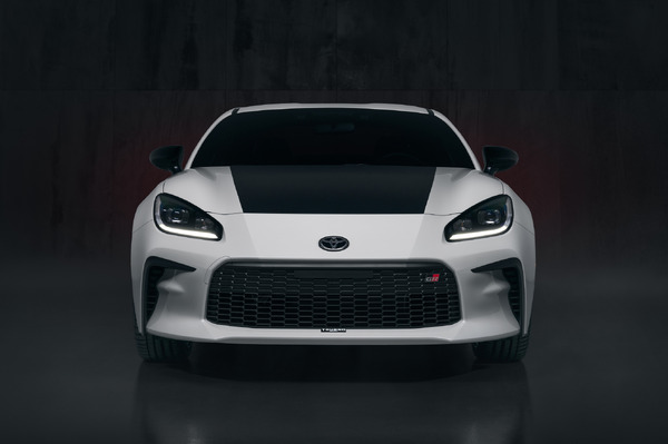 GR86 に「トレノ・エディション」、名車「AE86」の発売40周年を記念…米国限定 | レスポンス（Response.jp）