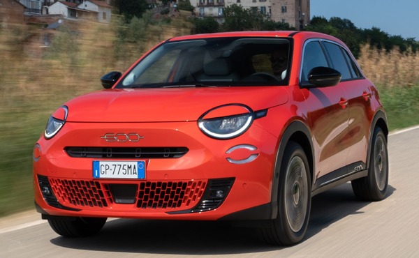 フィアットの新型EV『600e』、欧州発売へ…最上位「La Prima」設定 3枚目の写真・画像 | レスポンス（Response.jp）