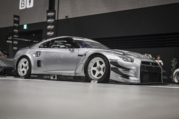 本物のGTR GT-3をストリート仕様に！度肝を抜いたMoontechの超絶カスタム、週末のFENDERISTにも出展 1枚目の写真・画像 | レスポンス（Response.jp）