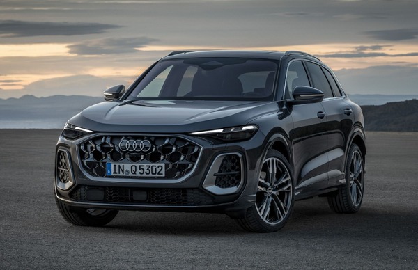 アウディ『Q5』新型発表、A5と同じ新プラットフォーム初採用…MHEVで燃費も向上 | レスポンス（Response.jp）