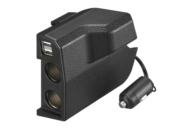 『N-BOX』のデッドスペースを有効活用、カーメイトからフットライト付き増設電源ソケット発売 | レスポンス（Response.jp）
