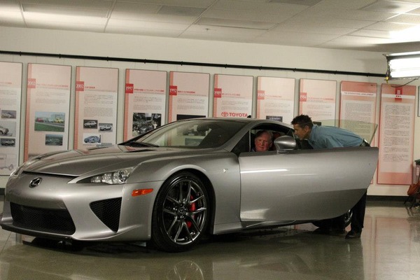レクサス LFA、米国で最後の1台を納車 2枚目の写真・画像 | レスポンス（Response.jp）