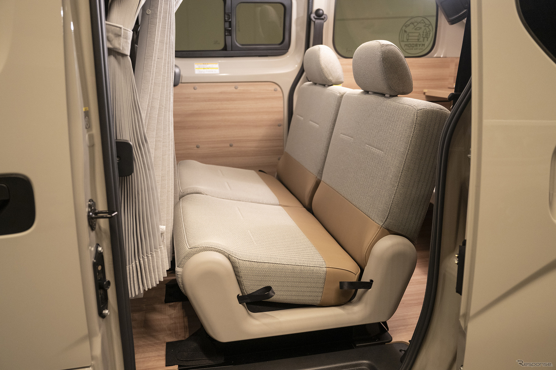 [15秒でわかる]日産 NV200バネット MYROOM…高品質な車中泊仕様 4枚目の写真・画像 | レスポンス（Response.jp）
