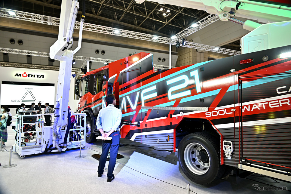 車いすを搭載できるバスケット、21mブームのモリタ MVF21…東京国際消防防災展2023 1枚目の写真・画像 | レスポンス（Response.jp）