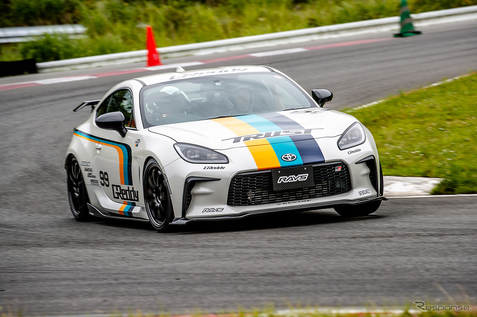 レイズ ボルクレーシング『CE28N-PLUS』の革新的なデザインとパフォーマンスで新次元へ！ 1枚目の写真・画像 | レスポンス ...