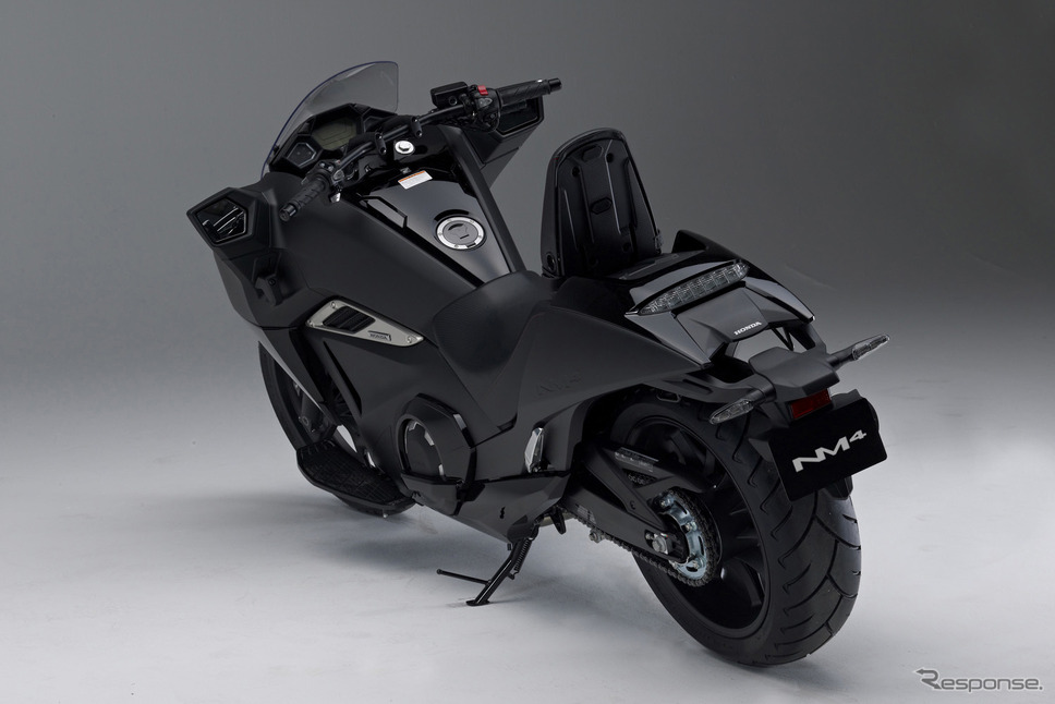 【ホンダ NM4 試乗】形だけでなく走りも近未来…和歌山利宏 9枚目の写真・画像 | レスポンス（Response.jp）