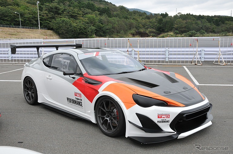 【86 TRD 14R-60 発売】目指したのは“クルマと対話できる”車両 14枚目の写真・画像 | レスポンス（Response.jp）